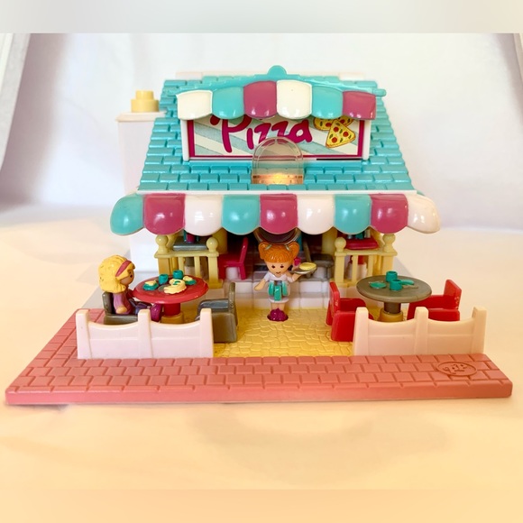 polly pocket | Toys | Vintage 993 Bluebird Co Polly Pocket Pizza Parlor ...